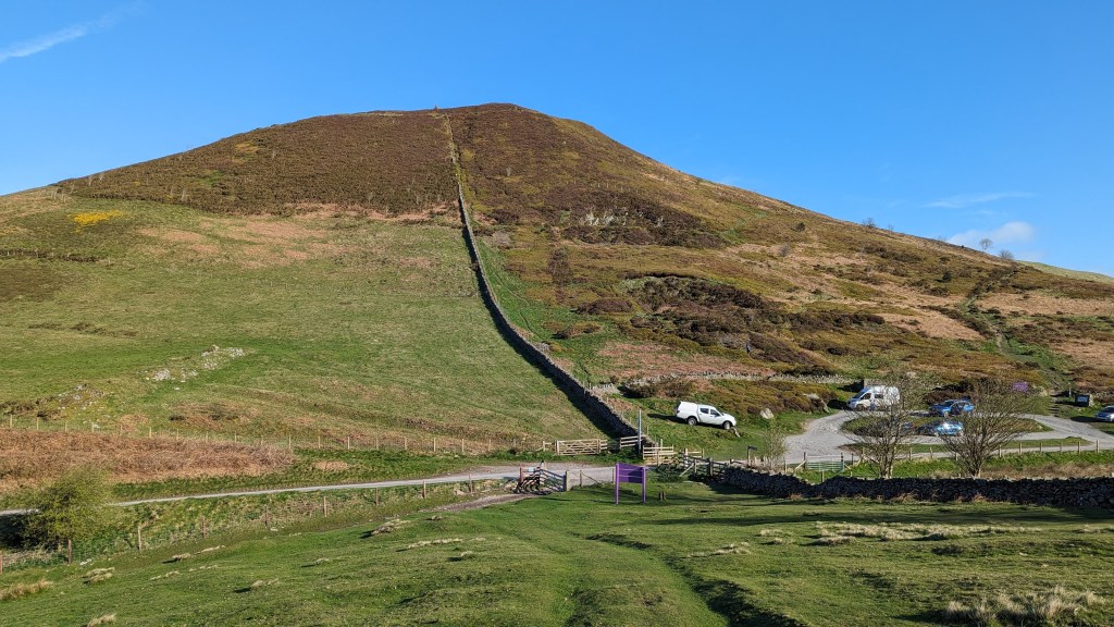 Moel Famau Circular Walk from Cilcain Viewpoint Carpark – NEARLY UPHILL ...